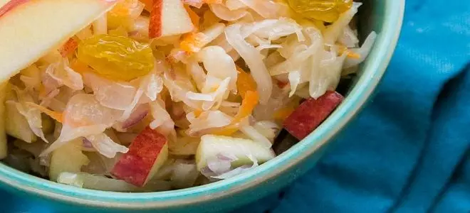 Recipe para sa isang napakasarap na homemade sauerkraut na may beet, paminta at mansanas 29381_11