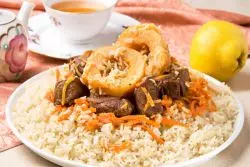 quince አዘገጃጀት ጋር pilaf