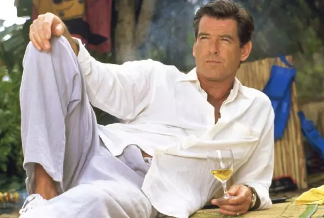 Pierce Brosnan 2 ។