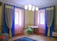 Double Curtains11