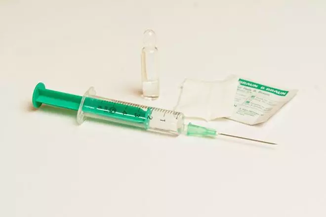 syringe ແລະອຸປະກອນເສີມສໍາລັບການສັກຢາ