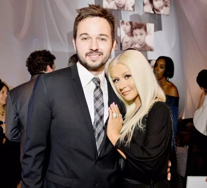 UChristina Aguilera noMateyu baleka