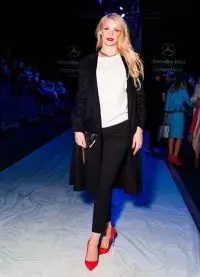 Julia Prokhorov en Spring Verano 2015 Huéspedes Show MPFWR MBFWR