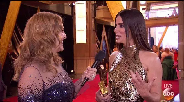 Sandra Bullock donne une interview