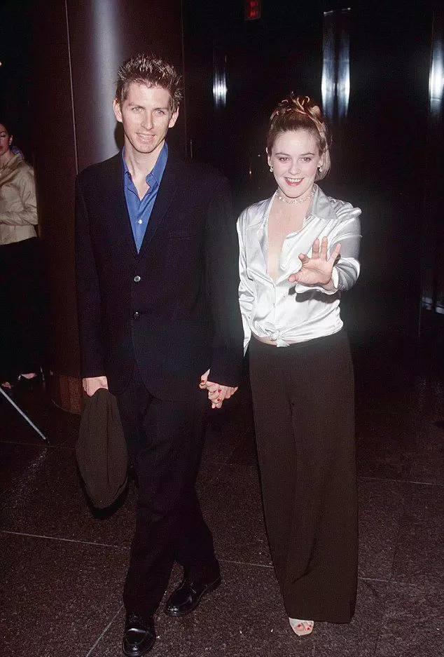 Alicia Silverstone dan Christopher Dzhereki pada tahun 1999