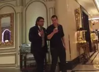 Si Andrei Malakhov nangandam alang sa pagpamusil sa Hotel Ritz Carlton