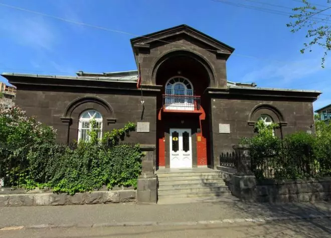 Den Alexander verbréngen Haus Haus Musée