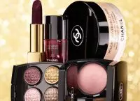 Channel 2016 Makeup Christmas Collection 8