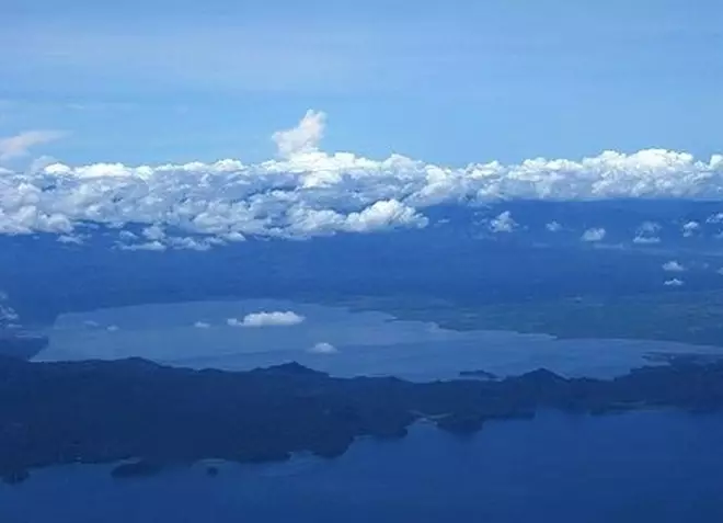 Church of Lake Nukhan ที่น่าตื่นตาตื่นใจ