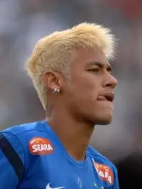 Neymar prøvede sig som en blondine