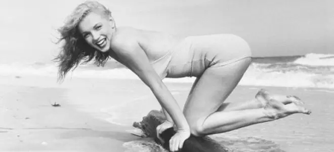 Marilyn Monroe Ke Swimsuit