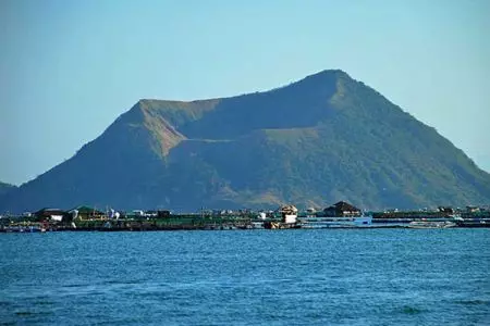 世界最大の火山