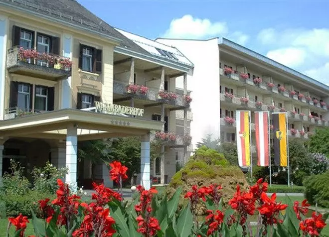 Hotele në Warmbada