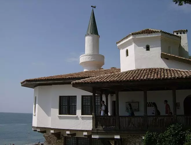 Ibhotwe leKumkanikazi yaseRomania, iBalchik Palace-Balchik 39342_3