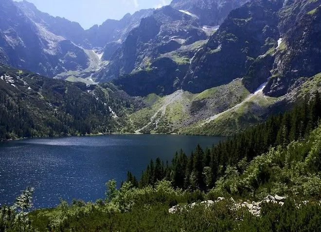 Parc Cenedlaethol Tatra yng Ngwlad Pwyl