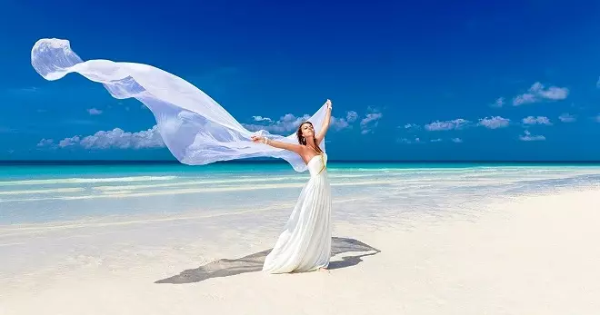 Mooie strand trouwjurken - long, zomer, in de vloer, korte, lange, originele, weelderige, open, lucht, tuniek, schoenen