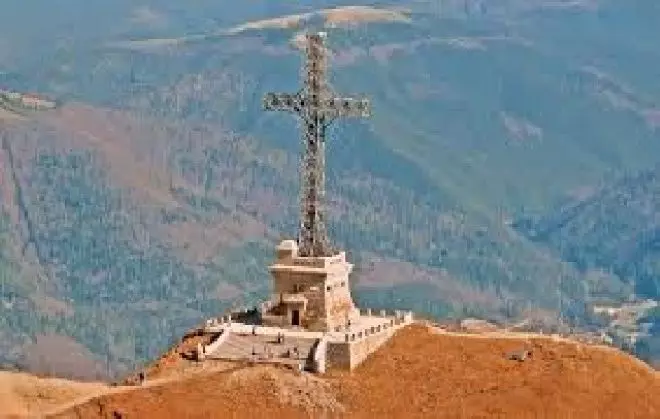 Kreuz am Berg Karaimman