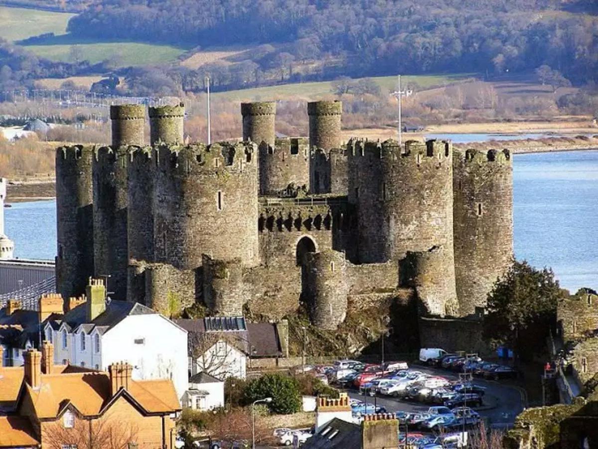 Kuposa koona castle