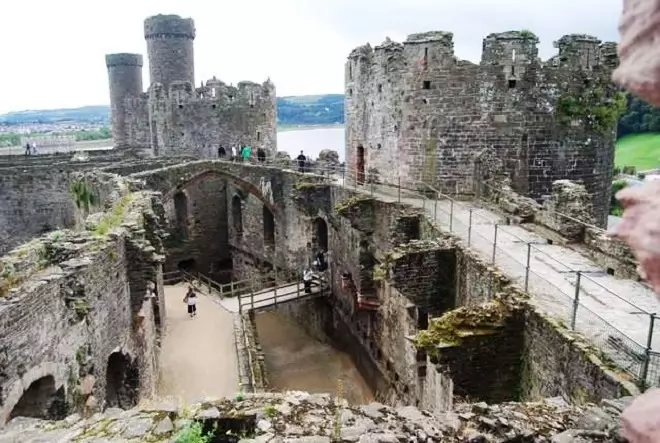 Com es va construir el castell de Conwy