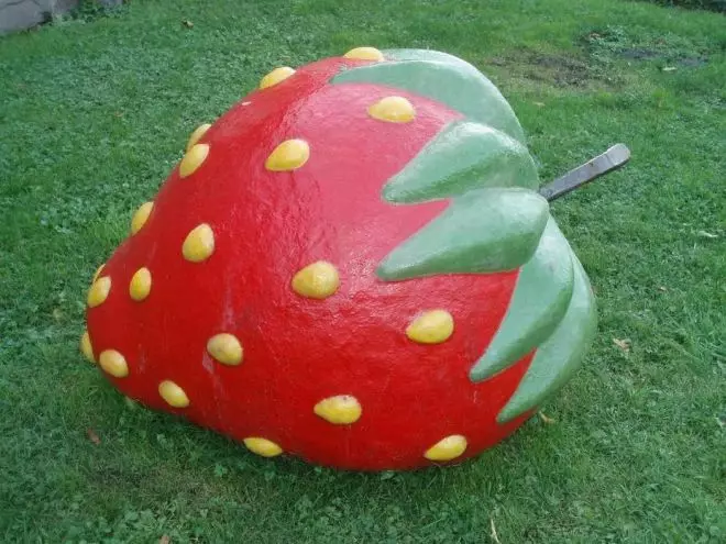 Arca Strawberry.