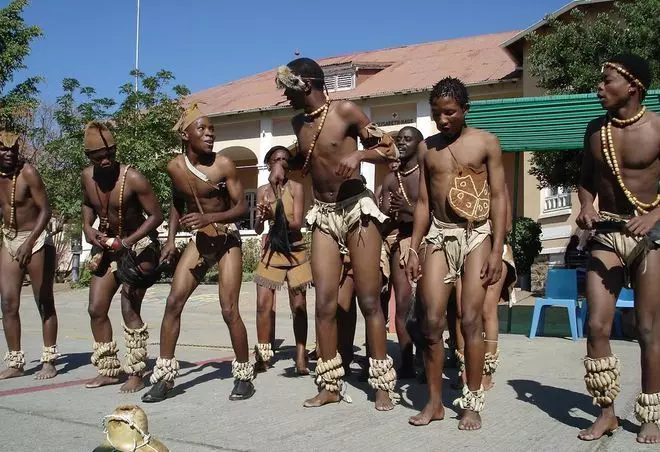 Men Tsvan's Tribe, Zimbabwe