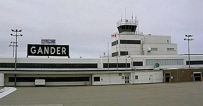 Aeroportul Hander.