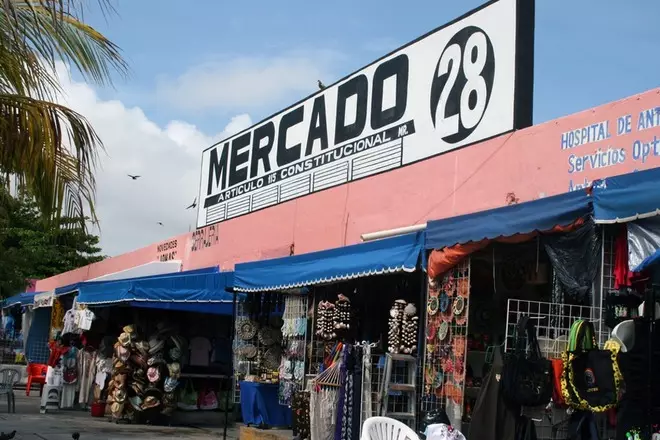 Mercado Market 28.