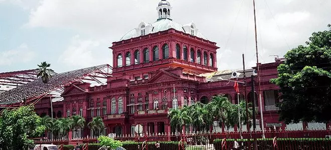 Red House Pearl Port-of-Spire