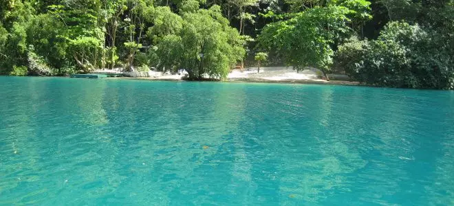 Acha anụnụ anụnụ lagoon