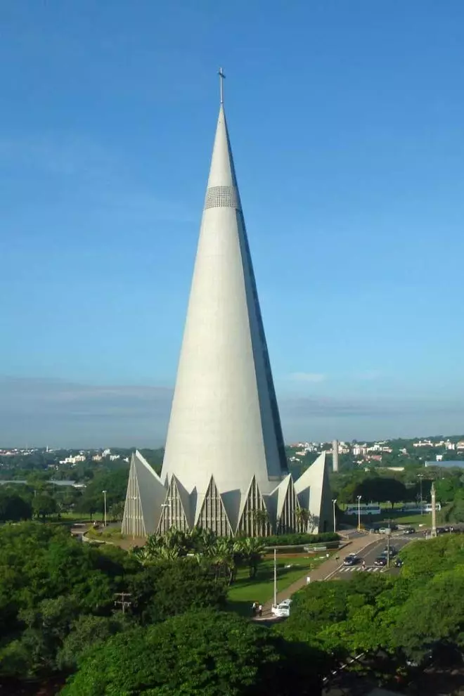 Katedral di Marin.