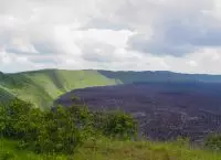 Volcán de cráter Sierra Negro