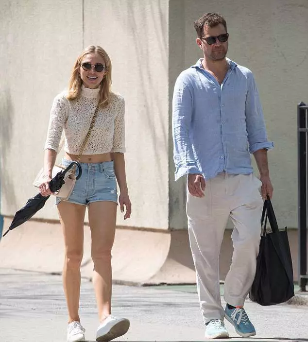 Joshua Jackson na Alissa Julia Smith huko New York.