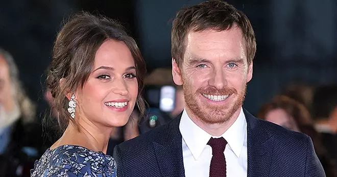 alicia Wikander和Michael Fassbender計劃在伊維薩島舉辦婚禮！