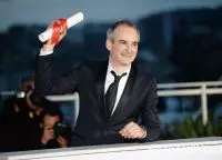 Olivier Assaijas war Präis fir déi beschte Direkter ausgezeechent