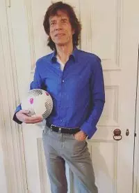 72 ýaşly Mick Jagger sekizinji wagtda ata bolaryn