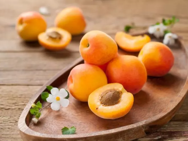 apricots