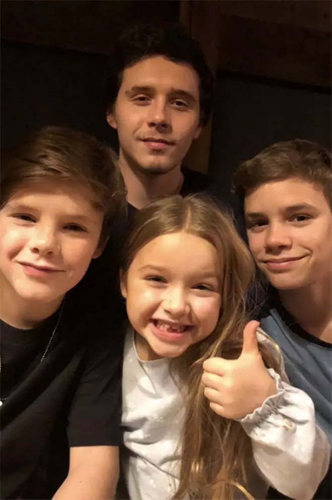 Cruise, Harper, Romeo i Brooklyn Beckham