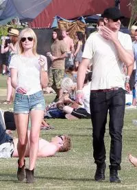 coachella ھېيت-ئايەم كۈنلىرىدە Kate Bosworth ۋە Alkesendr Scarsgard