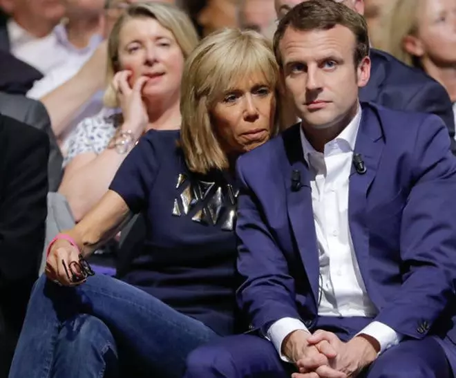 Emmanuel Macron mit seiner Frau