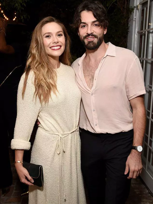 Elizabeth Olsen uban ni Robbie Arnetette sa Gersh Emmy Party