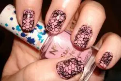 lace manicure