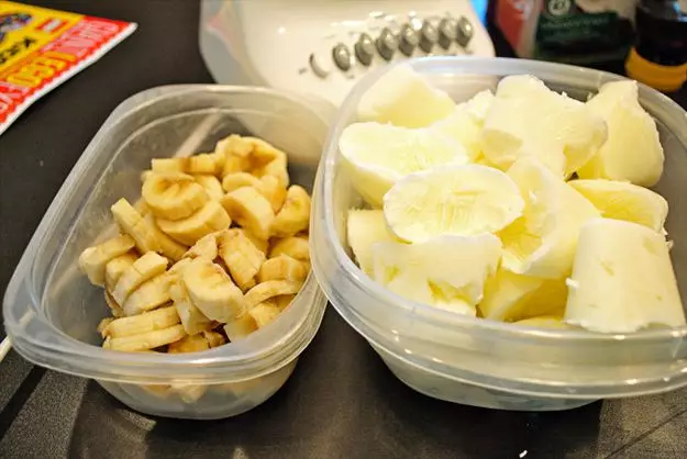 Äiswierfelen aus Bananen a Joghurt