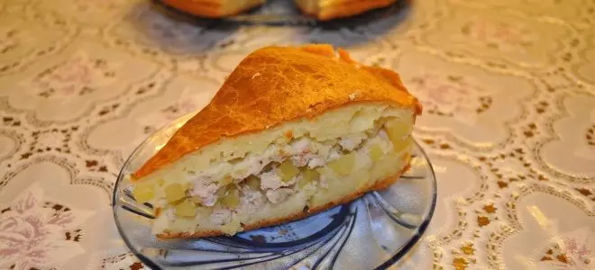 Torta con filetto di pollo e patate