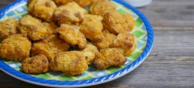 Hvernig á að elda frosnar Nuggets í ofninum