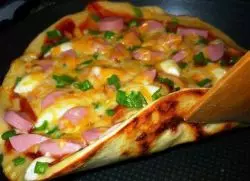 Pizza paresseuse dans une casserole