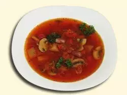 Borsch with mushrooms