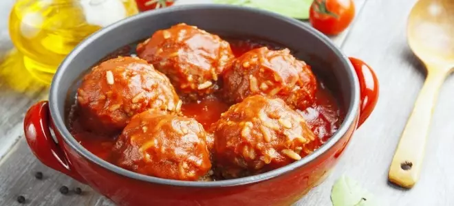 Daging heatball bakso dengan resep nasi