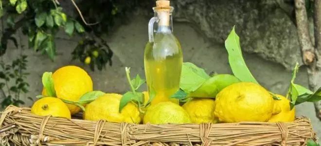 Kā padarīt Lemoncell mājās