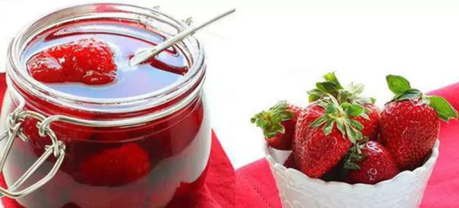 Strawberry Jam mei heule bessen foar de winter