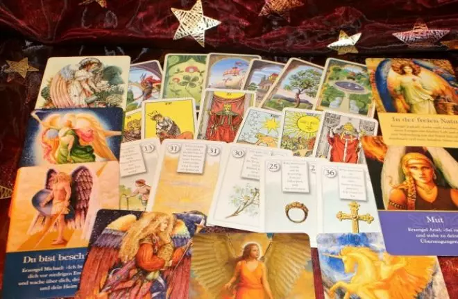 Kaadị tarot